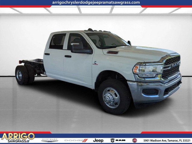 New 2024 RAM 3500 Chassis Cab Tradesman Crew Cab in West Palm Beach #G328409 | Arrigo CDJR of ...