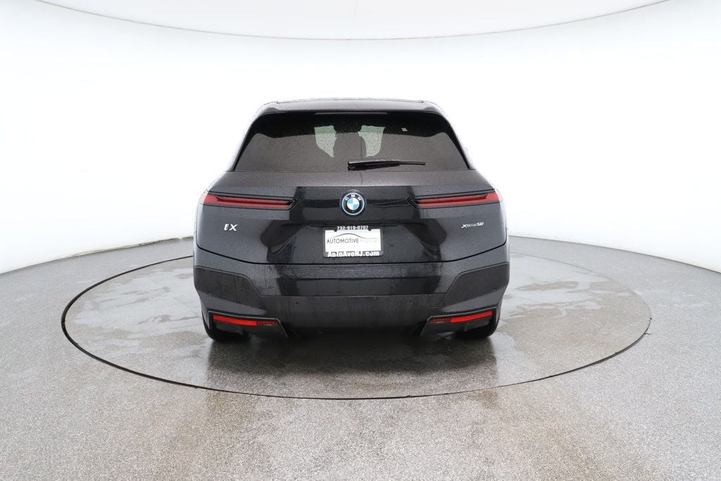 Used 2022 BMW iX xDrive50 SAV with Convenience & Dynamic Handling ...