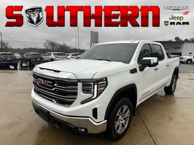 Pre-Owned 2023 GMC Sierra 1500 SLT 4D Crew Cab in Fordyce #345642 | Southern Chrysler Dodge Jeep Ram