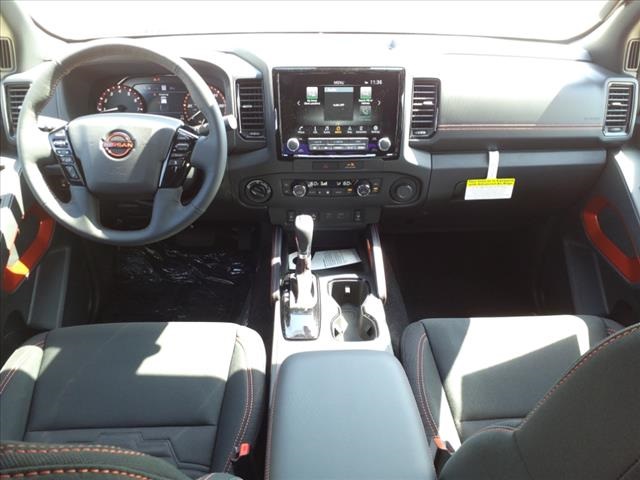 Doble Cab Frontier Interior
