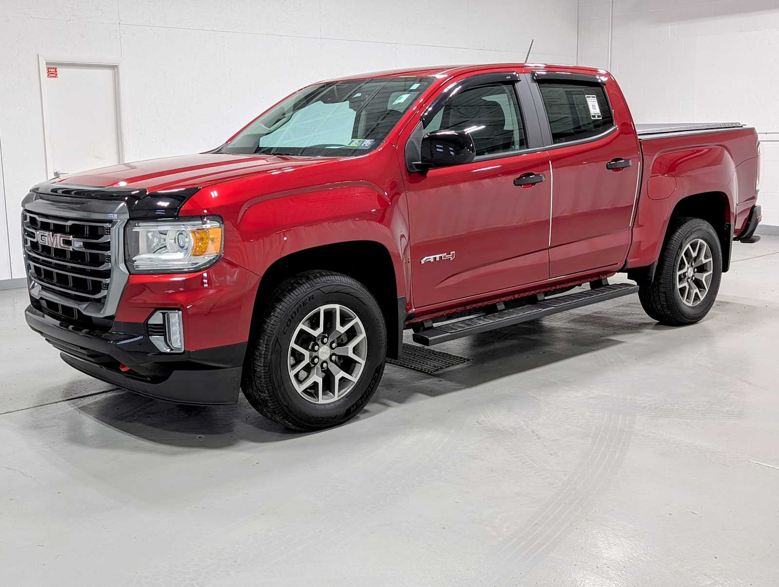 Pre-Owned 2021 GMC Canyon 4WD AT4 w/Leather 4 Door Crew Cab Short Bed ...