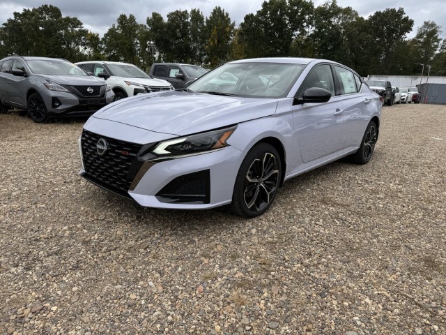 New 2025 Nissan Altima SR 4dr Car in Butler #N316036 | Route 23 Nissan