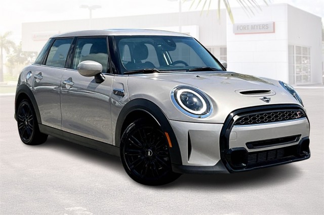 Pre-Owned 2024 MINI Cooper S Classic 4D Hatchback in Fort Myers #380FMU ...