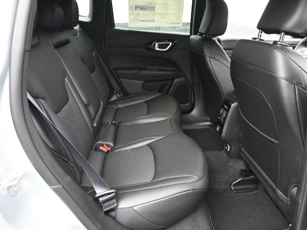 New 2026 Jeep Compass Latitude 4D Sport Utility in Cedar Rapids # ...