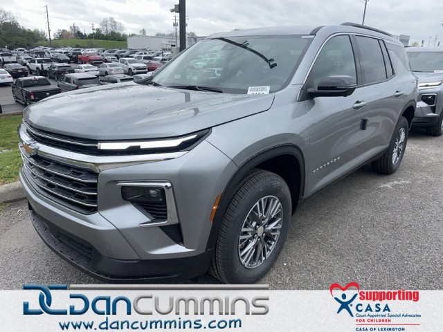 New 2025 Chevrolet Traverse LT SUV in Paris #124301 | Dan Cummins Auto ...