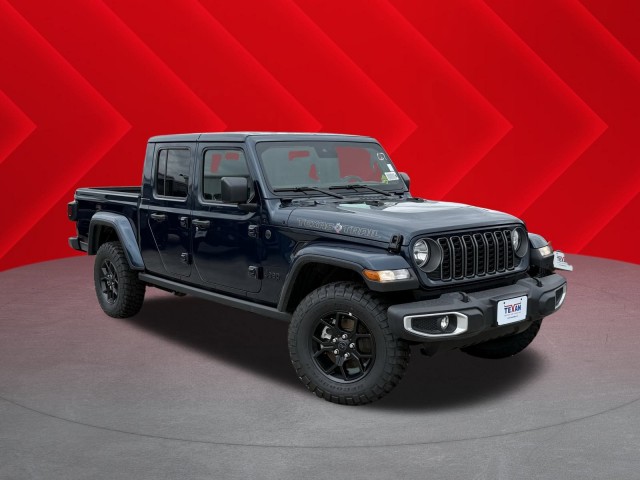 New 2025 Jeep Gladiator Texas Trail Crew Cab in Humble #SL513617 | Texan Chrysler Dodge Jeep Ram