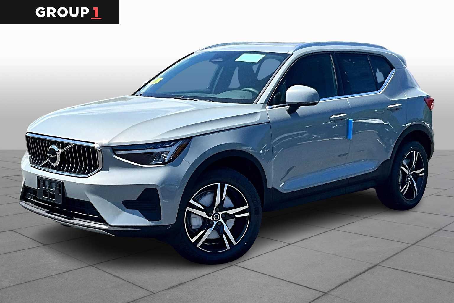 New 2025 Volvo XC40 Core SUV in Houston #S2574917 | Group 1 Automotive