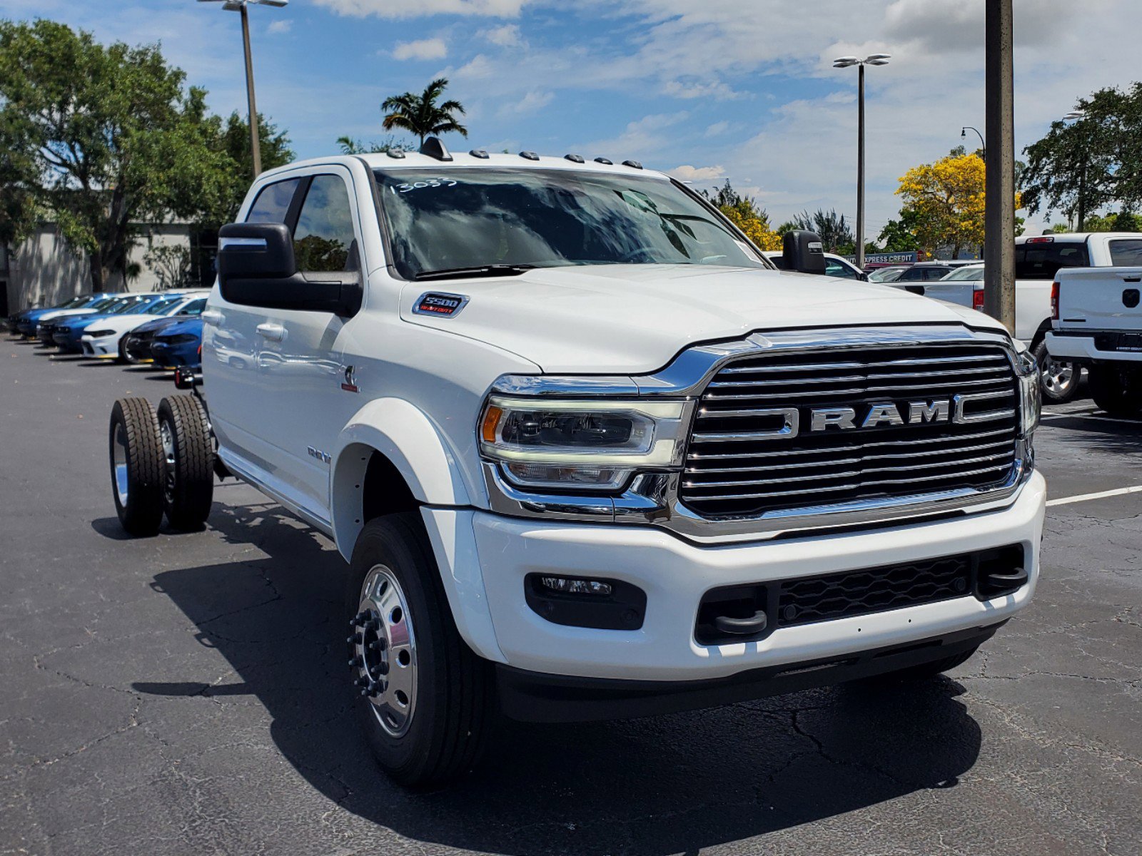 Dodge Ram 5500 Mega Cab