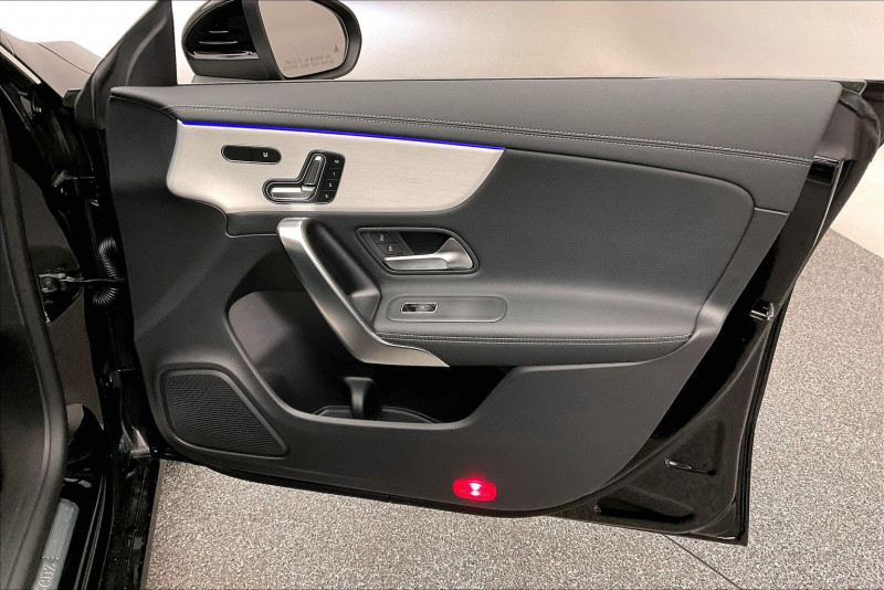 New 2026 Mercedes-Benz CLA 250 4MATIC Coupe in Surrey #20CAGT97153 ...