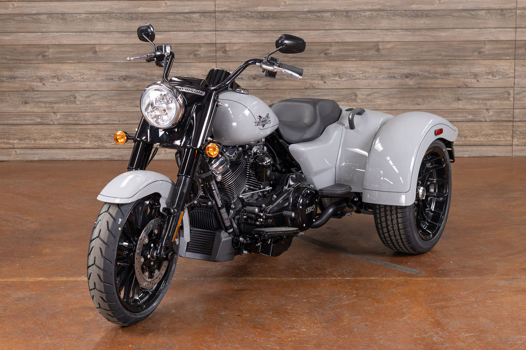 New 2024 Harley-Davidson® Trike FLRT – Freewheeler for sale in Alton, IL | Ted's Motorcycle World