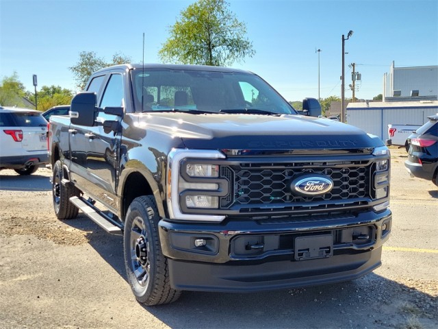 New 2024 Ford Super Duty F-250® XL Crew Cab in Fort Smith #24T509 ...