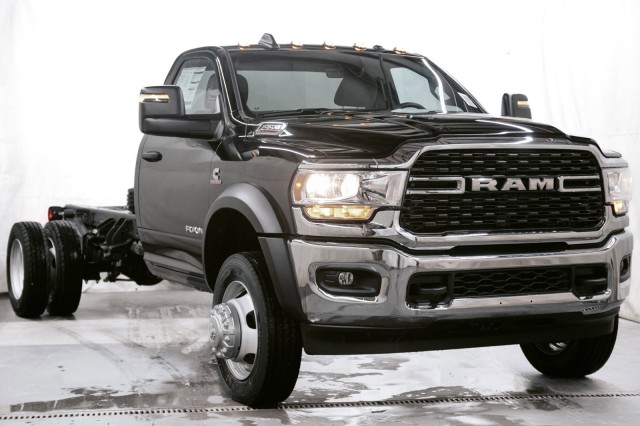 New 2024 RAM 5500 CHASSIS SLT Dually 4×4 Reg Cab 192.5 WB in Red Deer # ...