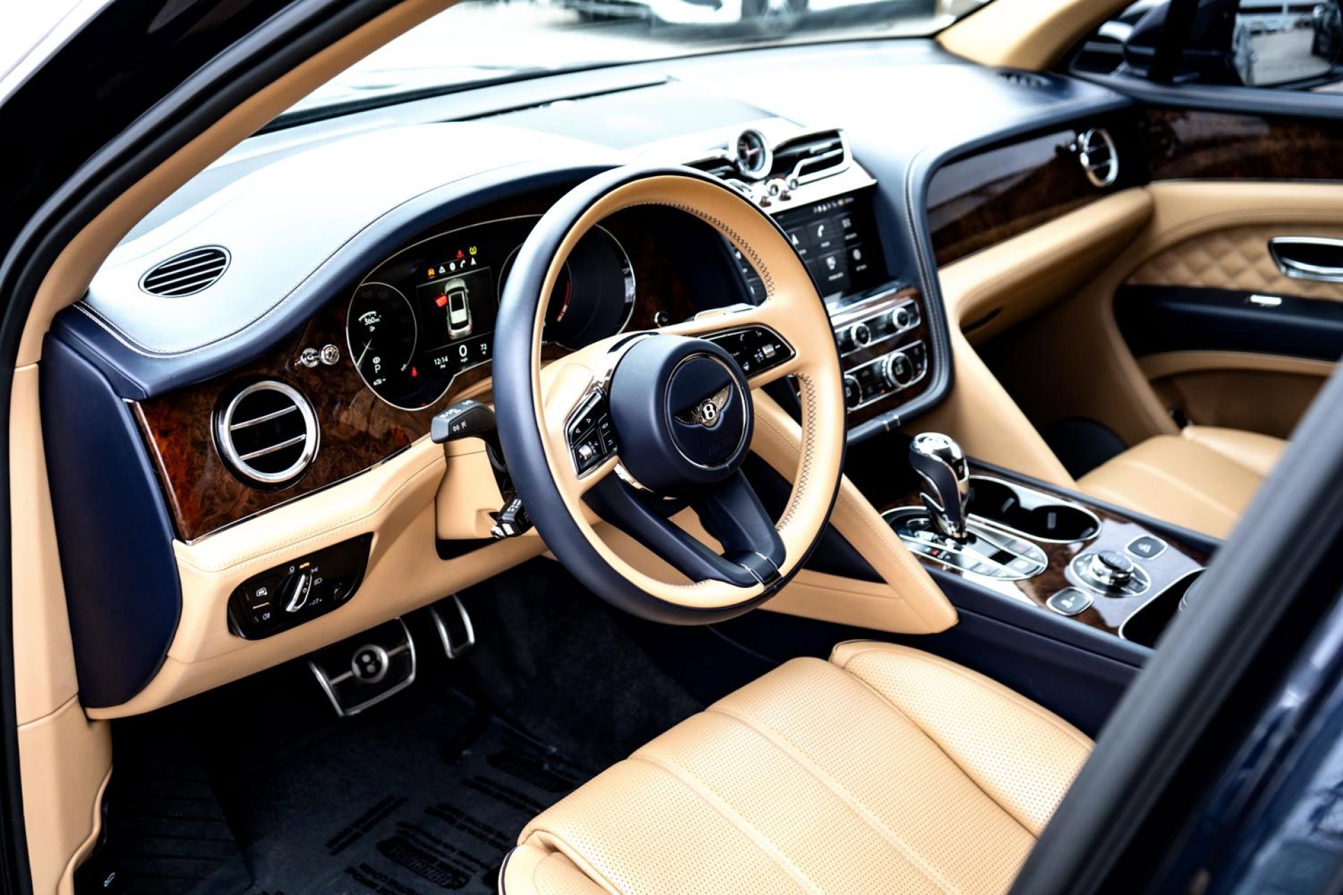 Pre-Owned 2022 Bentley Bentayga V8 Sport Utility in San Antonio #2509 ...