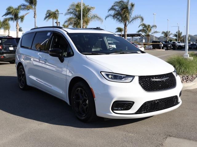 New 2025 Chrysler Pacifica Hybrid Hybrid Premium S Appearance Pkg ...