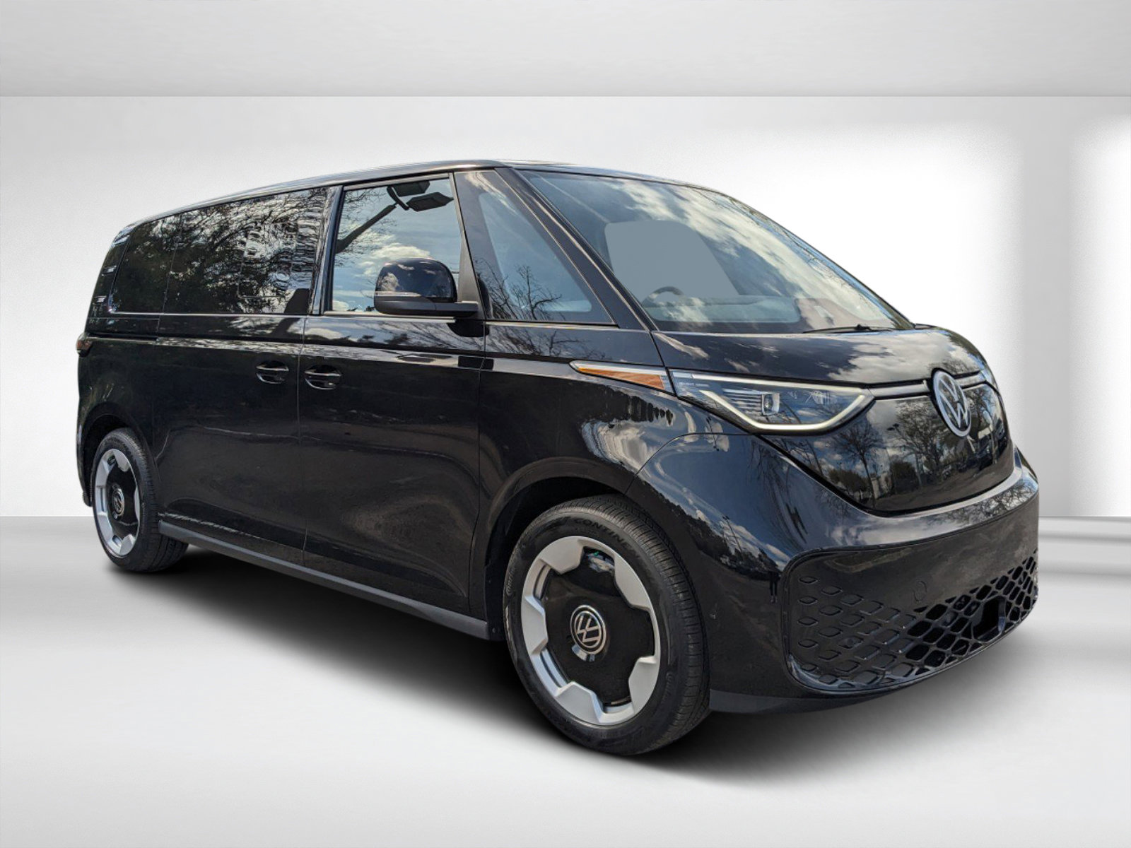 New 2025 Volkswagen ID. Buzz Pro S Mini-van, Passenger in Gainesville # ...