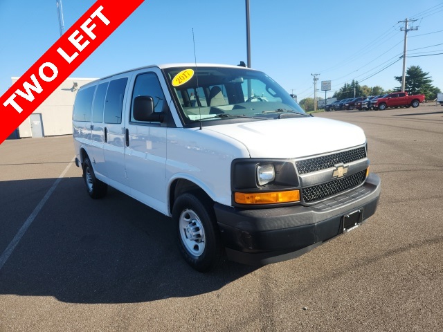 Pre-Owned 2017 Chevrolet Express 3500 LS Passenger Van in Oswego #R257A ...