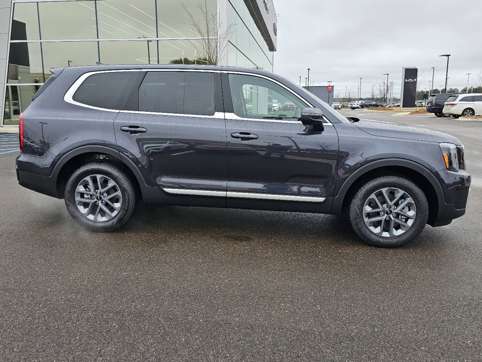 New 2025 Kia Telluride LX Sport Utility in Brandon #K594789 | Wilson KIA