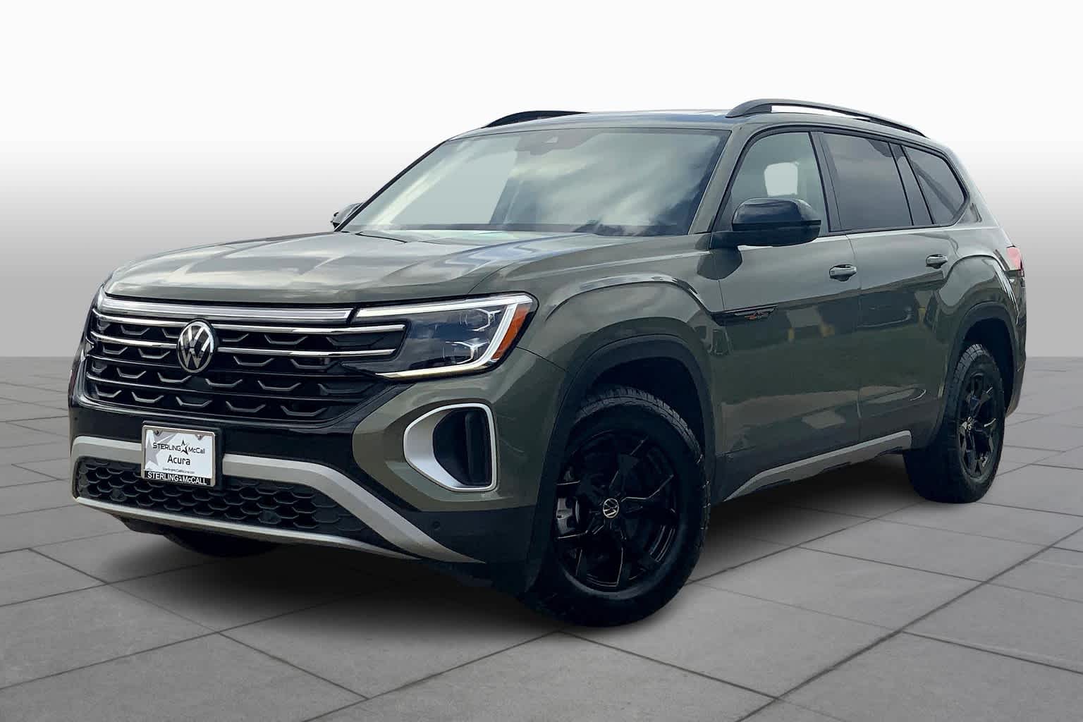 Pre-Owned 2024 Volkswagen Atlas 2.0T Peak Edition SEL Sport Utility in ...