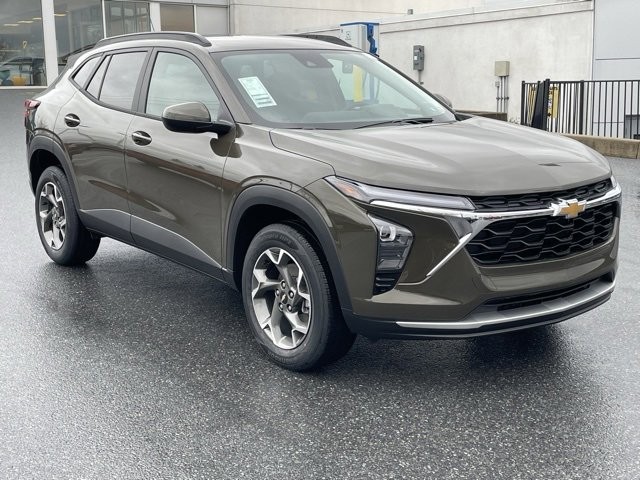 New 2024 Chevrolet Trax LT SUV in Burlington #TX24106 | Burlington ...
