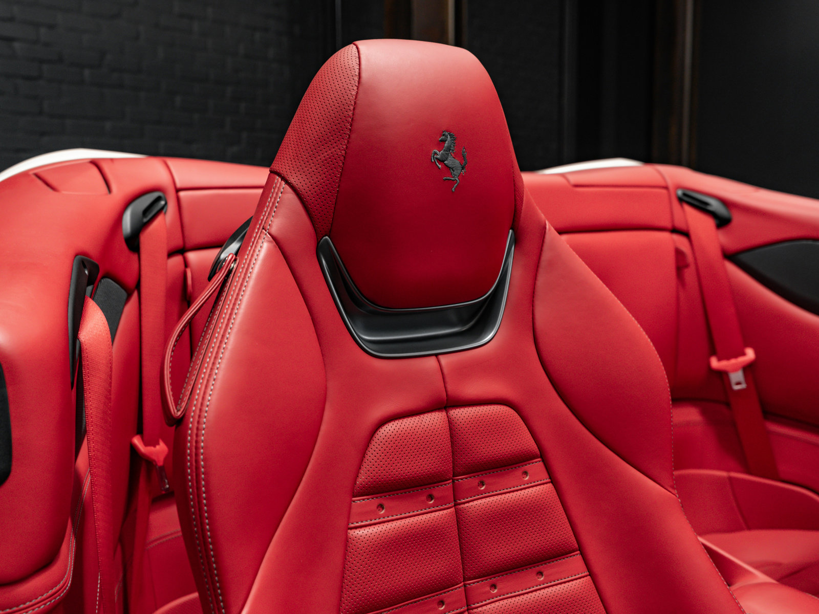 Pre-Owned 2019 Ferrari Portofino | Daytona Style Seats | Carbon Fibre ...