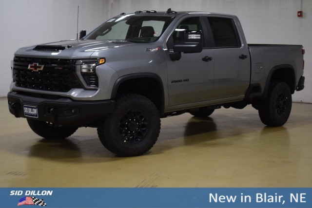 New 2024 Chevrolet Silverado 2500 HD ZR2 Crew Cab in Fremont #324697 | Sid Dillon Chevrolet Fremont