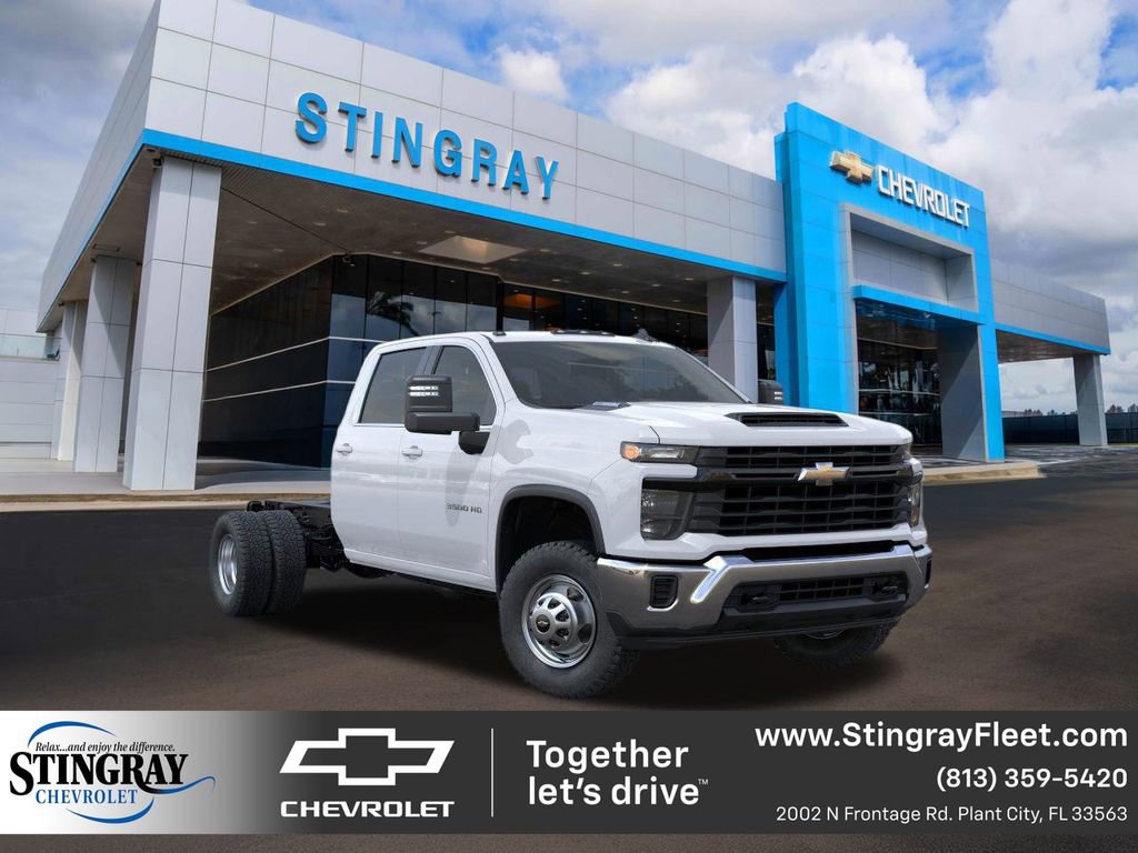 New 2025 Chevrolet Silverado 3500 HD Chassis Cab Work Truck Crew Cab in ...