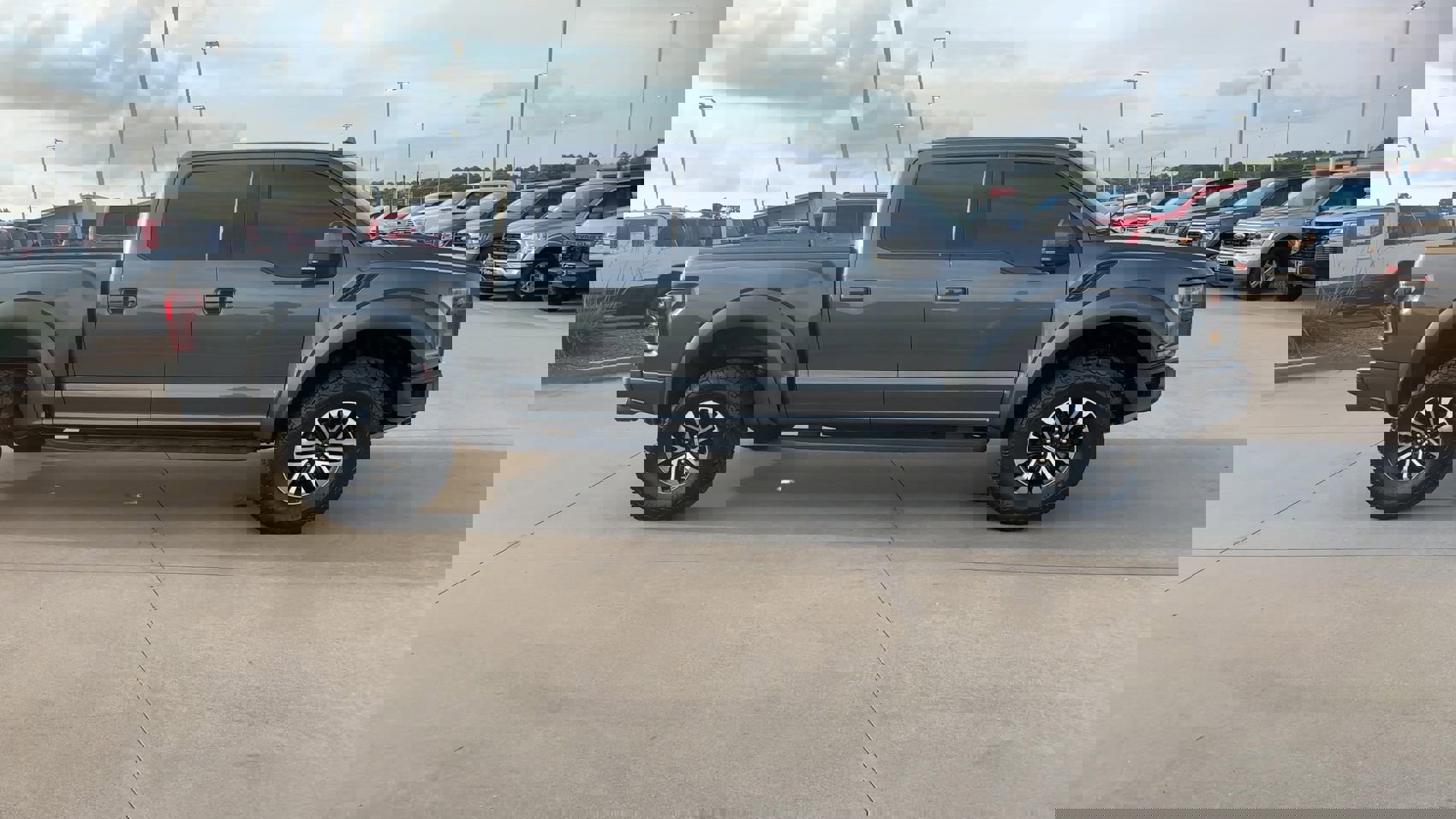 Pre-Owned 2020 Ford F-150 Raptor Crew Cab in Longview #25D455A | Peters ...