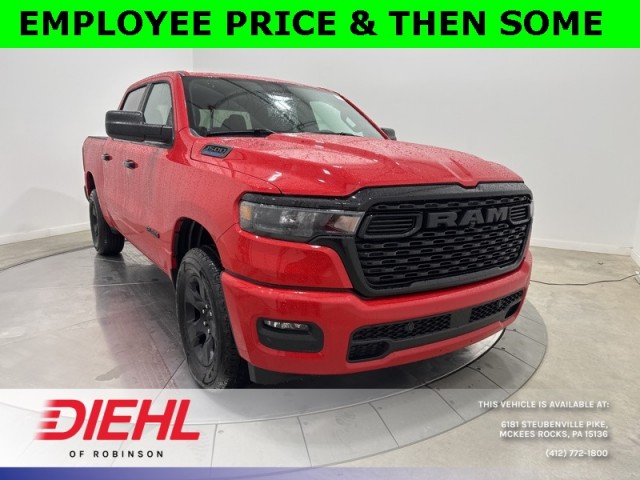 New 2025 RAM 1500 Tradesman Crew Cab in Grove City #25RR0063 | Diehl of ...