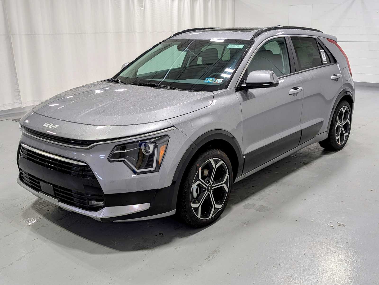 New 2025 Kia Niro EX Touring in Steel Gray | Greensburg, PA | #K06812