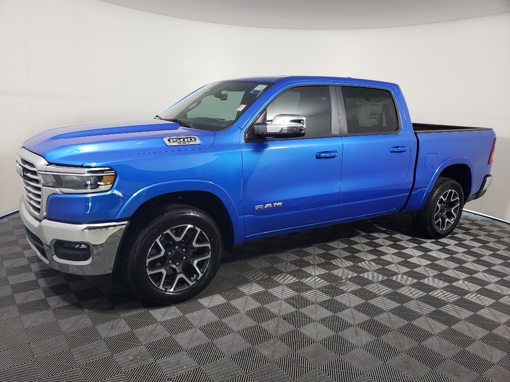 New 2025 RAM 1500 Laramie Crew Cab in Venice #RMS008 | Douglas JCDR