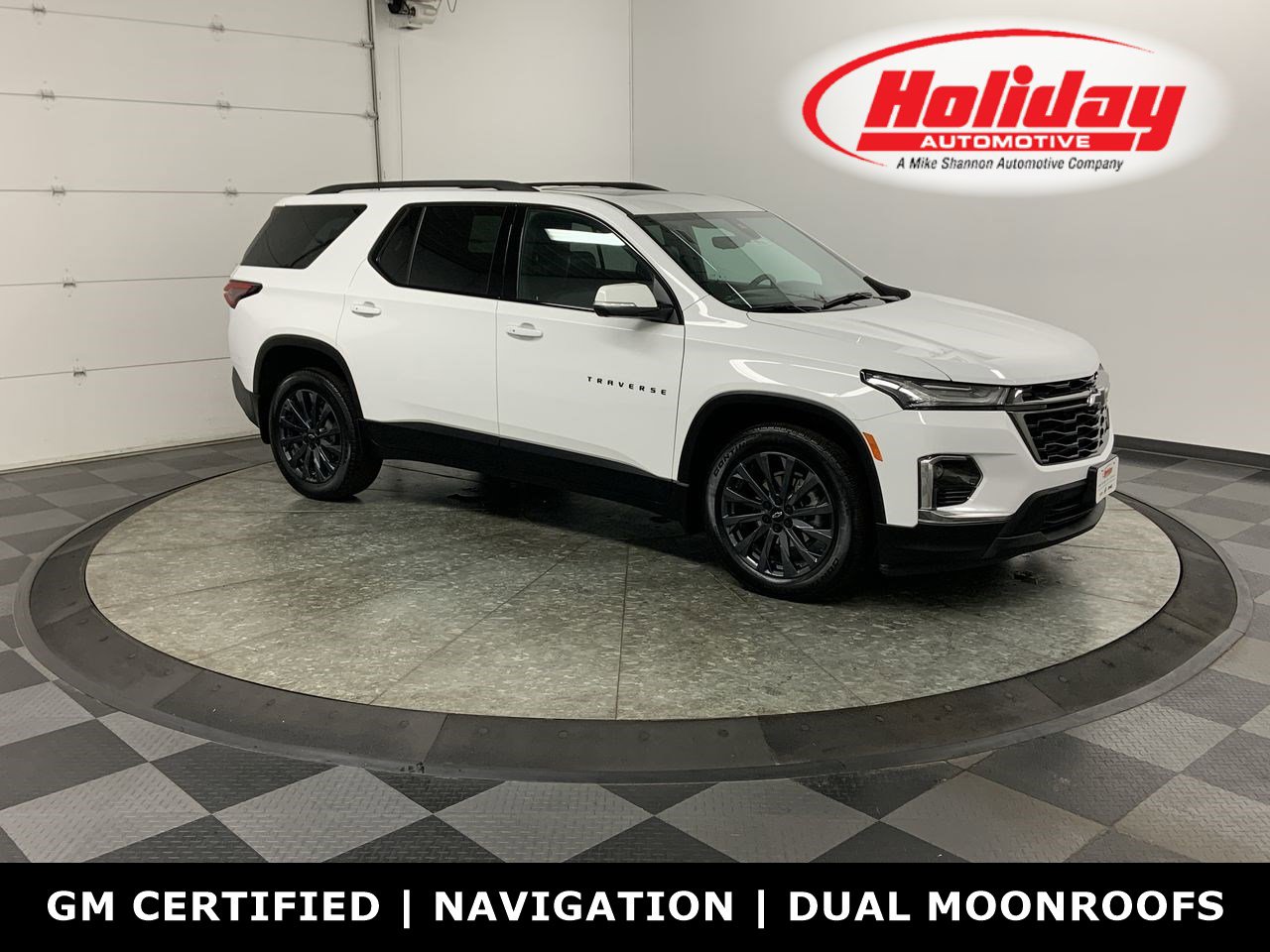 2022 Chevy Traverse White