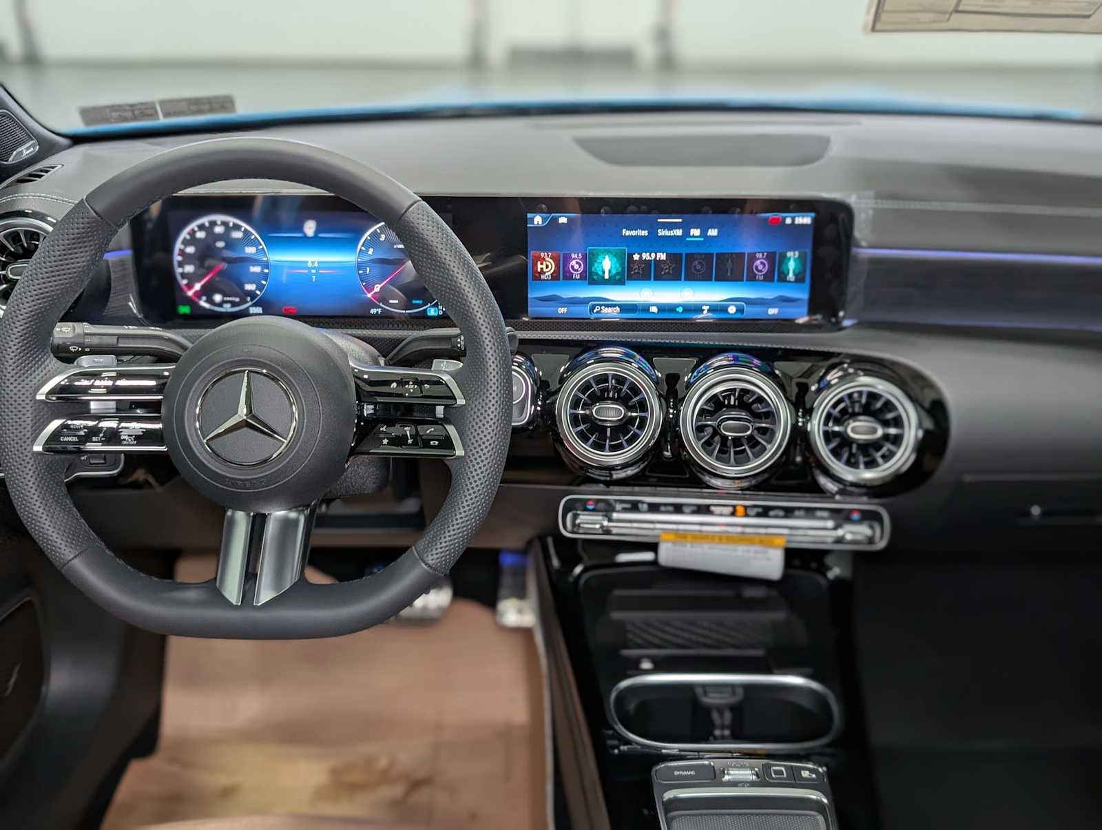 New 2025 Mercedes-Benz CLA CLA 250 in MANUFAKTUR Hyper Blue Metallic ...