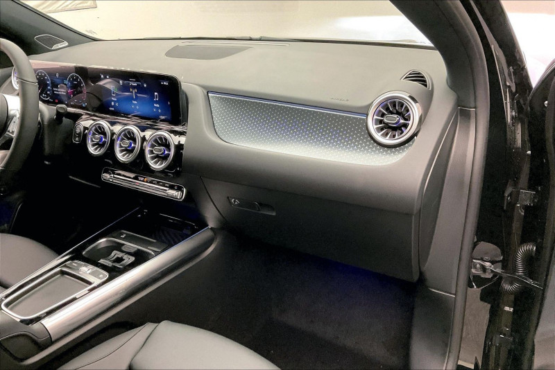 New 2026 Mercedes-Benz GLA 250 4MATIC SUV in Surrey #20GAGT32889 ...