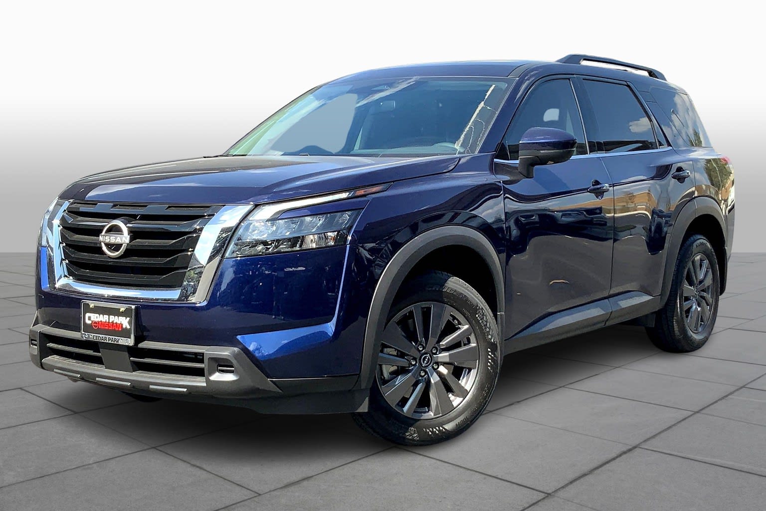 2022 Nissan Pathfinder Blue