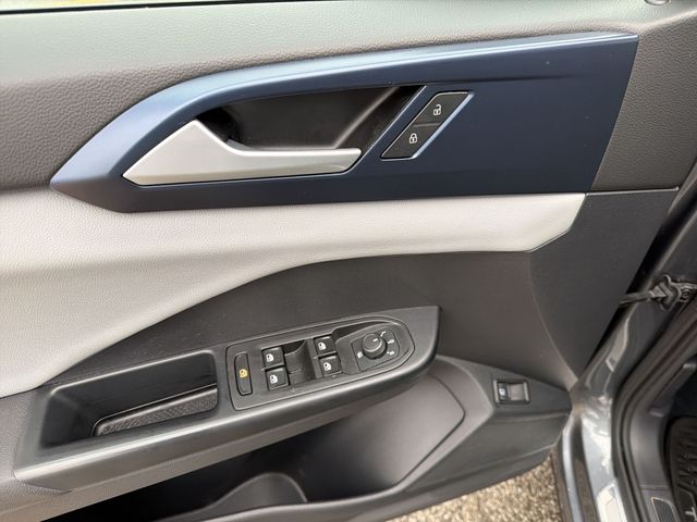 Pre-Owned 2022 Volkswagen Taos 1.5T SE 4D Sport Utility in Cleveland ...