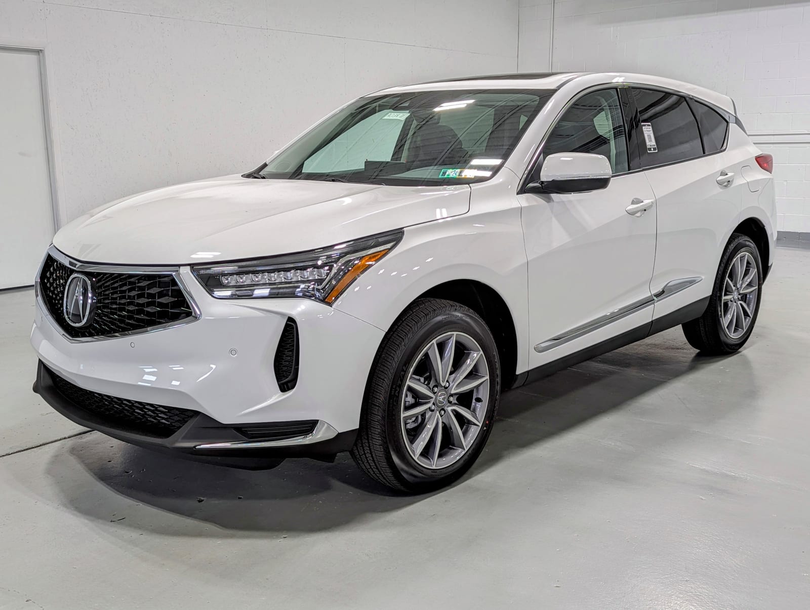 New 2023 Acura RDX w/Technology Package in Platinum White Pearl | Greensburg, PA | #A03871