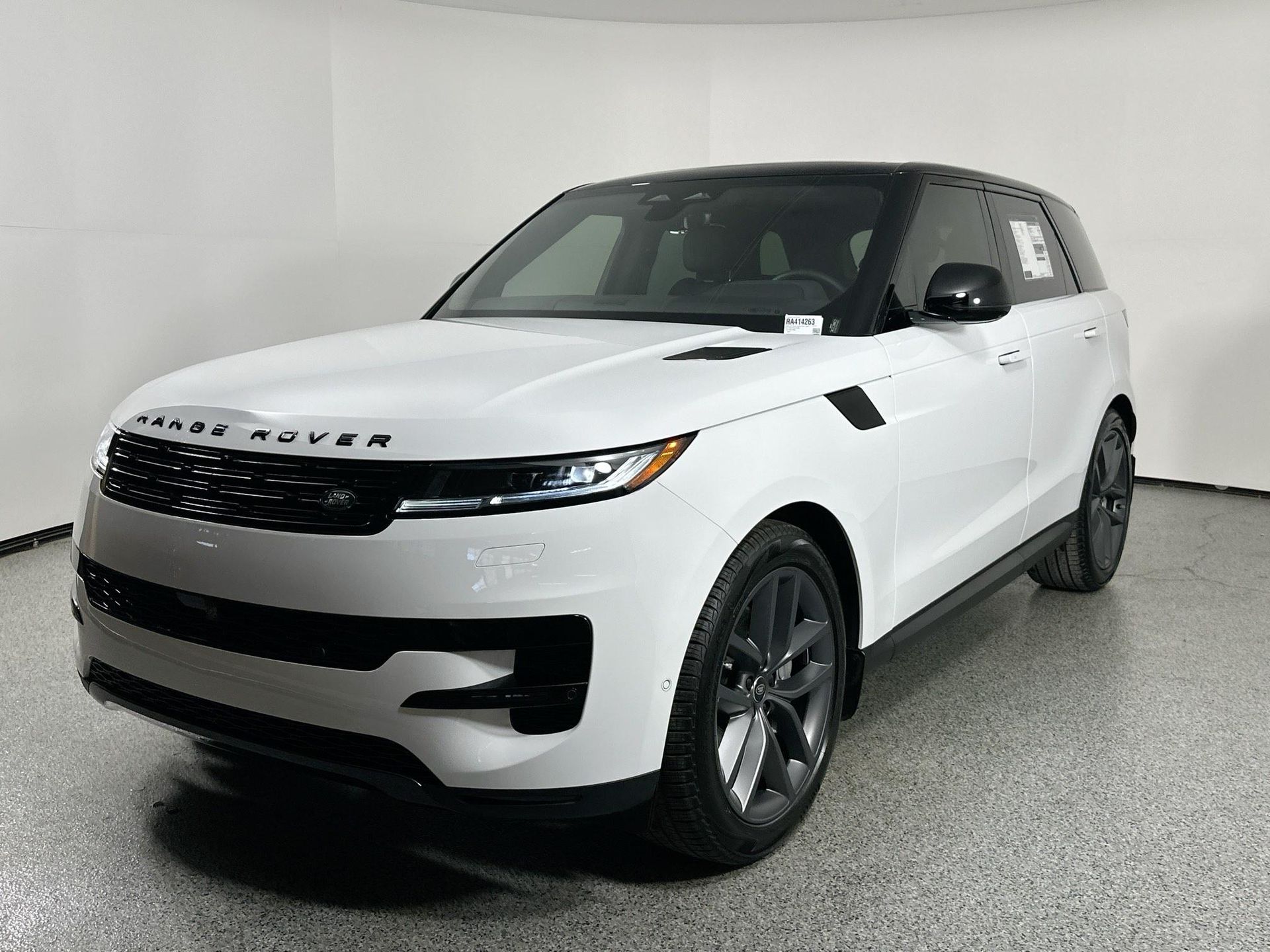 Fuji white range rover store