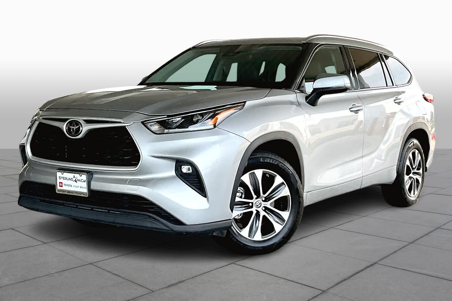 Pre-Owned 2021 Toyota Highlander XLE in Houston #MS532937 | Sterling ...