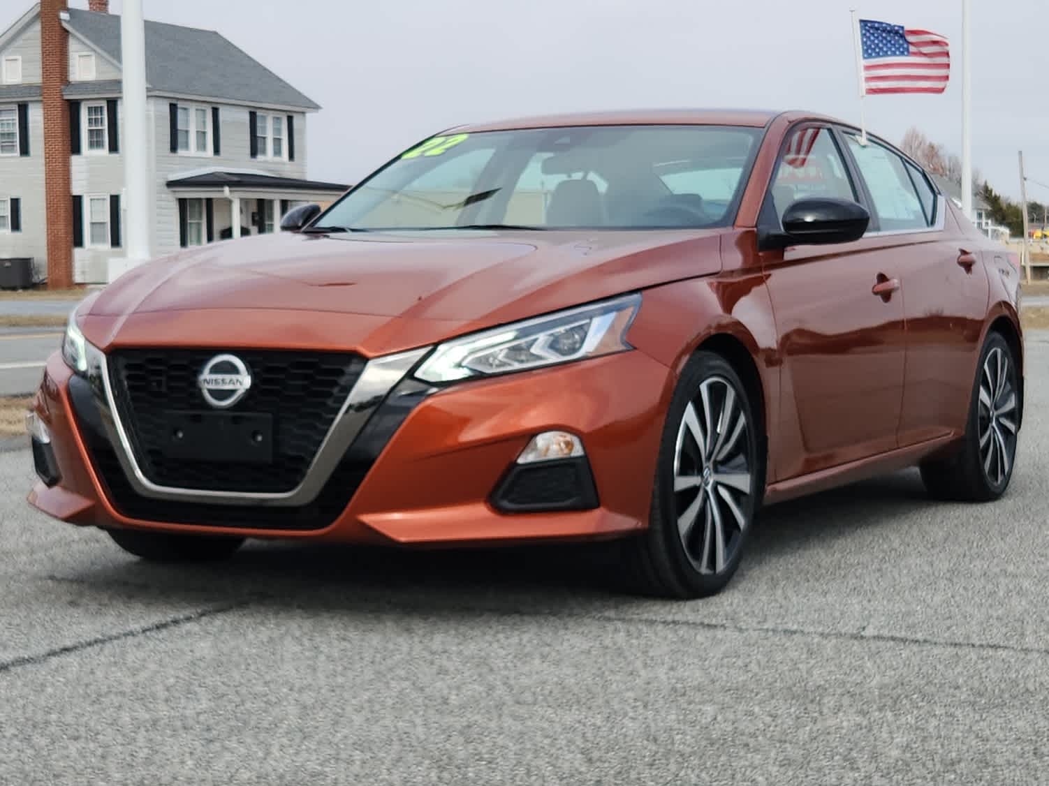 Certified Pre-Owned 2022 Nissan Altima 2.5 SR 4dr Car in Newark #P6749 | Hertrich INFINITI of Newark