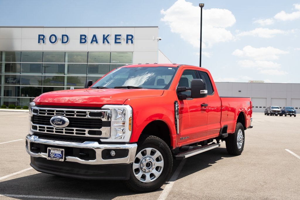 New 2024 Ford Super Duty F-350® XLT SuperCab in Plainfield #T24160 ...