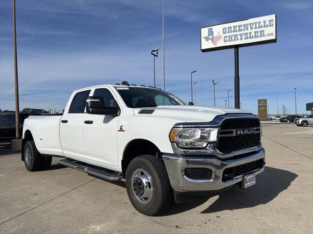 New 2024 RAM 3500 TRADESMAN Crew Cab in Bonham #RG389187 | Bonham Chrysler Dodge Jeep Ram