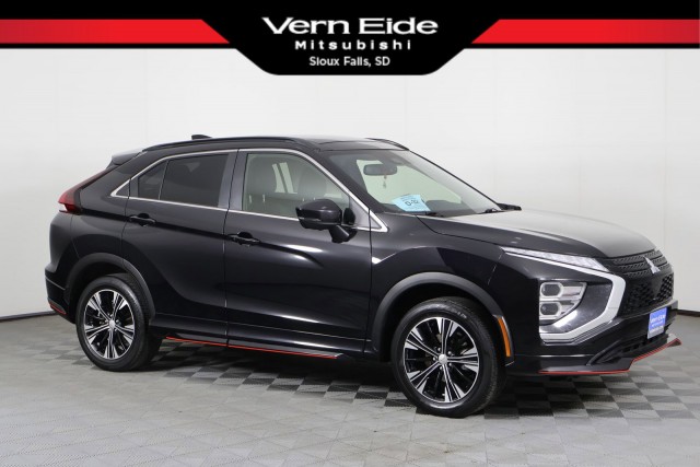 Pre-Owned 2022 Mitsubishi Eclipse Cross SEL Sport Utility in Sioux ...
