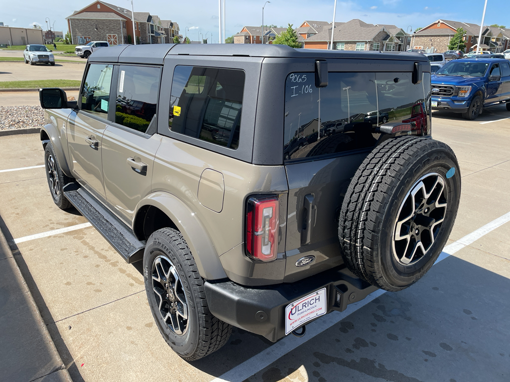 New Marsh Gray 2025 Ford Bronco Outer Banks® SUV For Sale in Pella ...