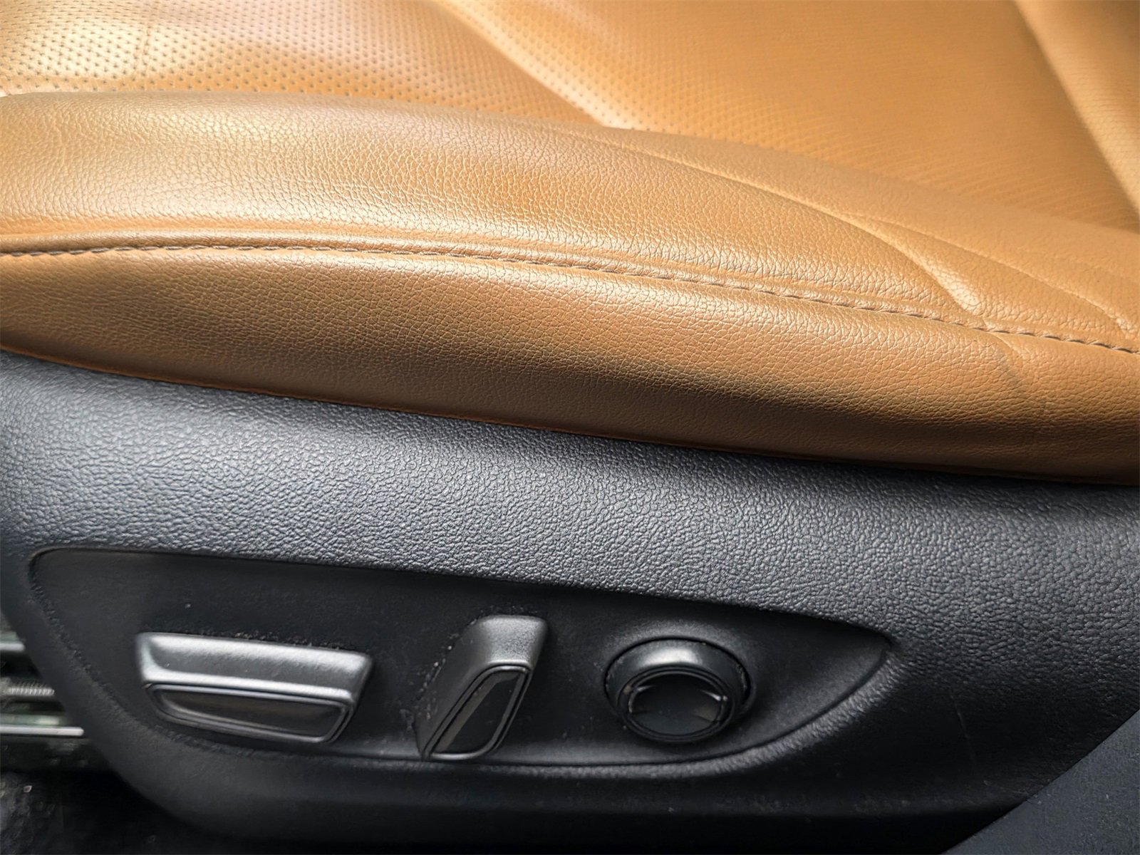 Pre-Owned 2020 Toyota Highlander Platinum Sport Utility in Madison # ...