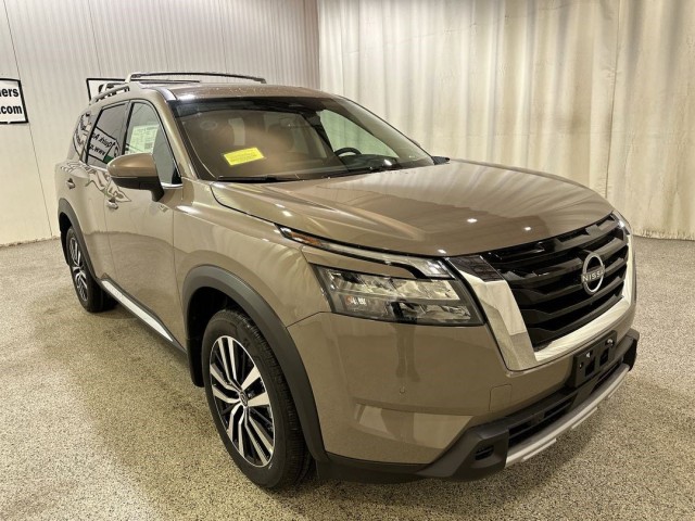 New 2025 Nissan Pathfinder Platinum SUV in Quincy #NS47770 | Quirk Nissan