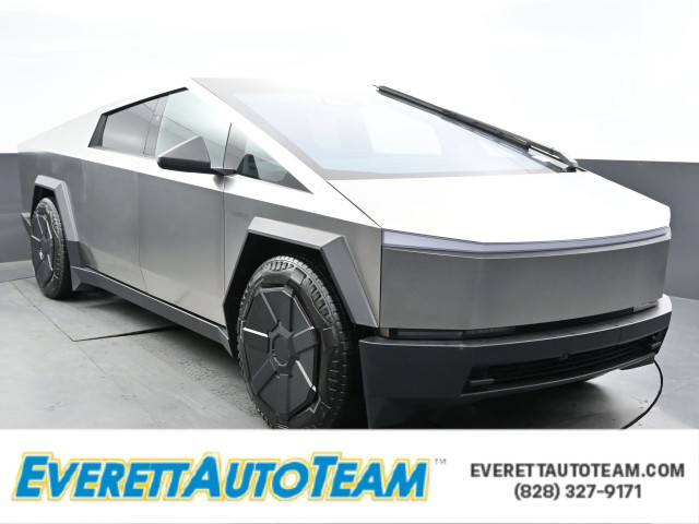 Pre-Owned 2024 Tesla Cybertruck Crew Cab Pickup in Hickory #18619 ...