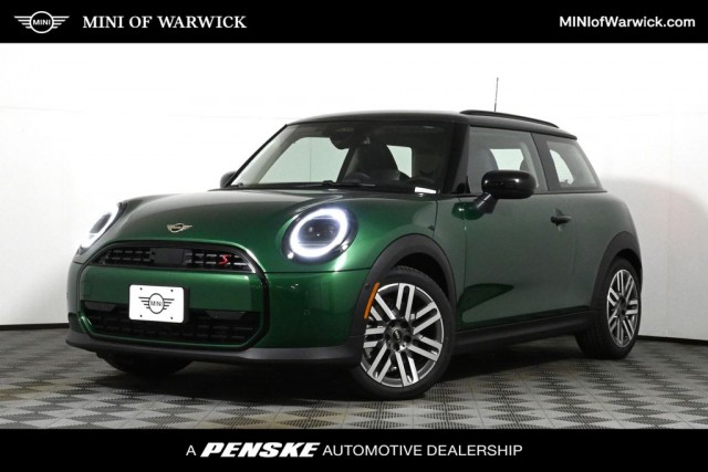 New 2025 MINI Cooper 2 Door Hardtop Signature Plus 2D Hatchback in ...