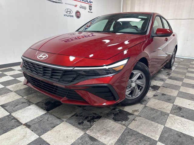 New 2024 Hyundai ELANTRA SE 4D Sedan | Tim Short Auto Group