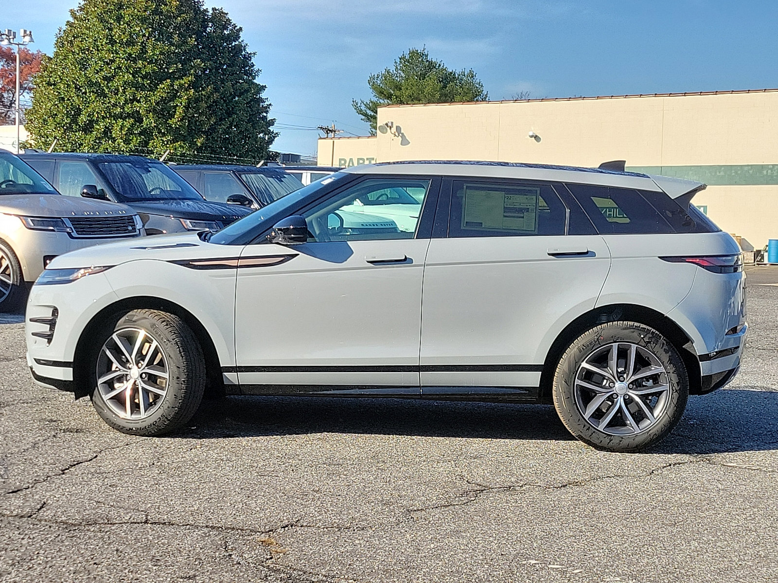 New 2024 Land Rover Range Rover Evoque Dynamic SE SUV in Cherry Hill # ...