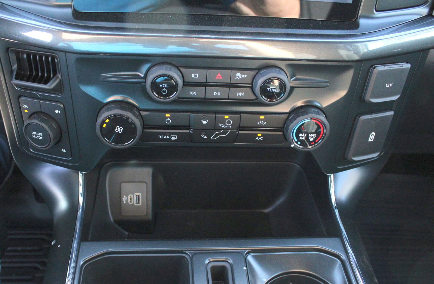 New 2025 Ford F-150 STX 4WD SuperCrew 5.5′ Box SuperCrew® in Sour Lake #25039 | Sour Lake Ford